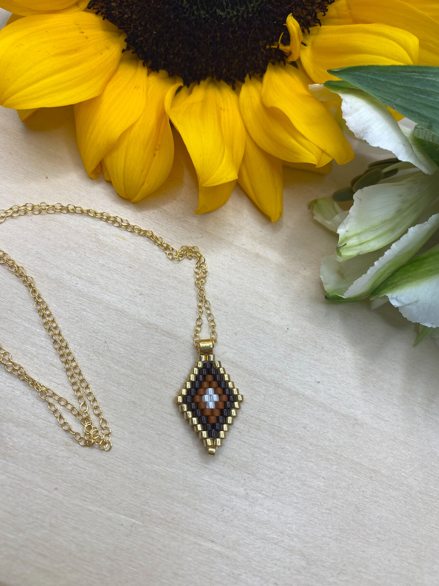 70s Diamond Necklace – Seeds & Chevron