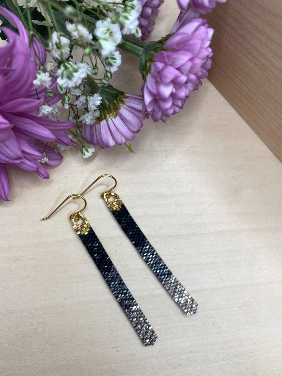 Black Ombre Columns – Seeds & Chevron